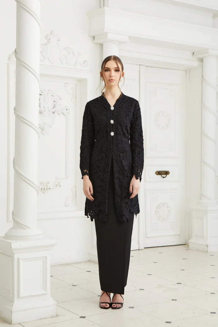 Meara Kebaya (Black) – Talea