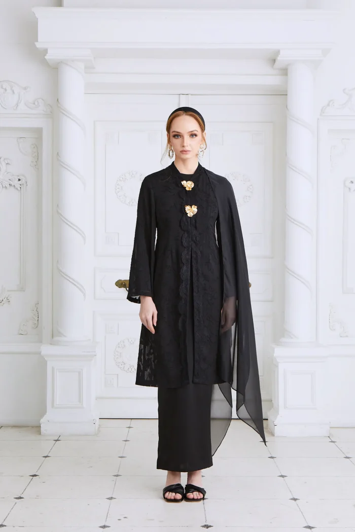 Juita Kebarung Black – Talea